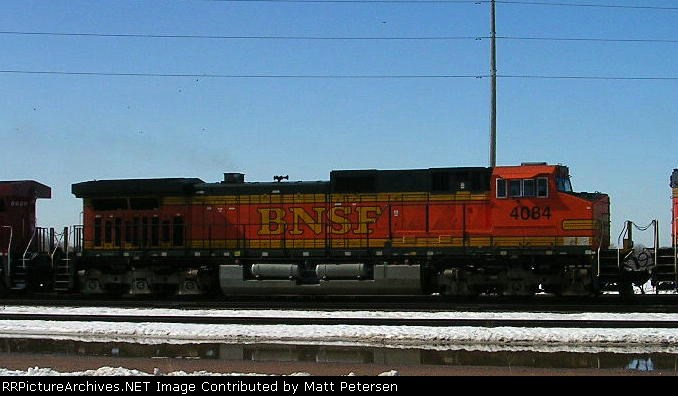 BNSF 4084